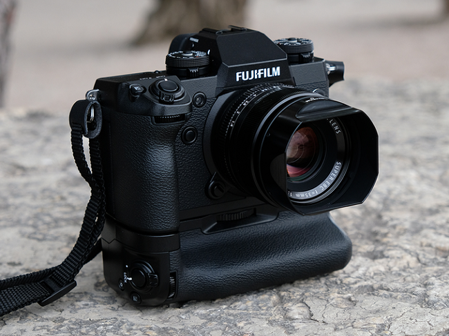 Fujifilm X-H1 kèm Grip Zin VPB-XH1